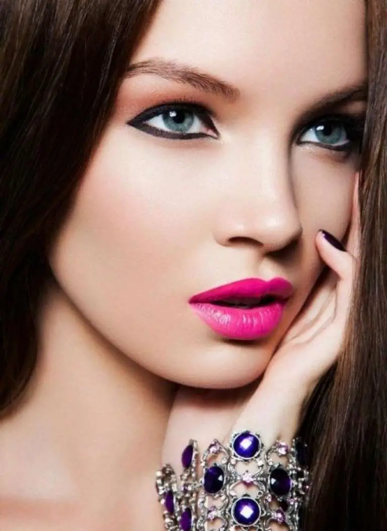 Labiales rosa que van mejor contigo de acuerdo a tu look