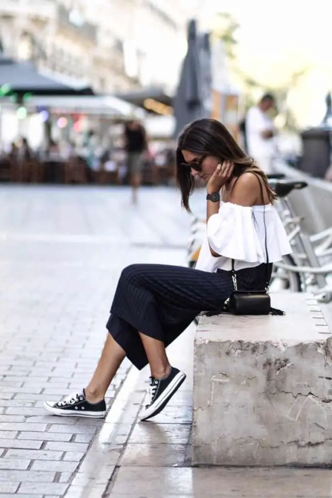 30+ outfits blanco y negro que te encantarán