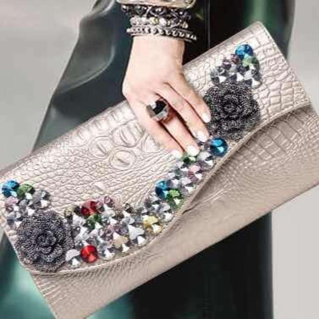 40+ carteras tipo sobre que definitivamente querrás tener